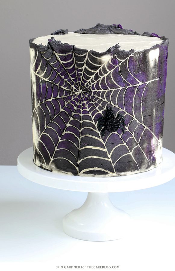 Spiderweb Cake | The Cake Blog